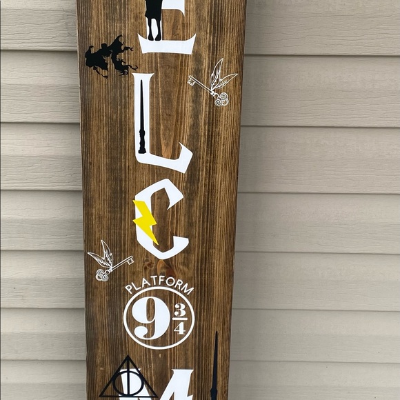 Other | Harry Potter Leaning Door Welcome Sign | Poshmark